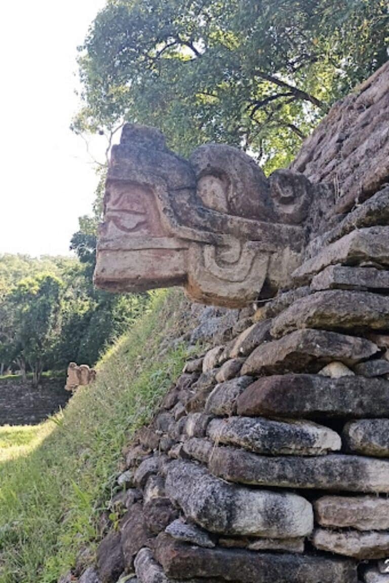 Toniná: La Ciudad Maya de las Altas Acrópolis y las Conquistas Eternas ...