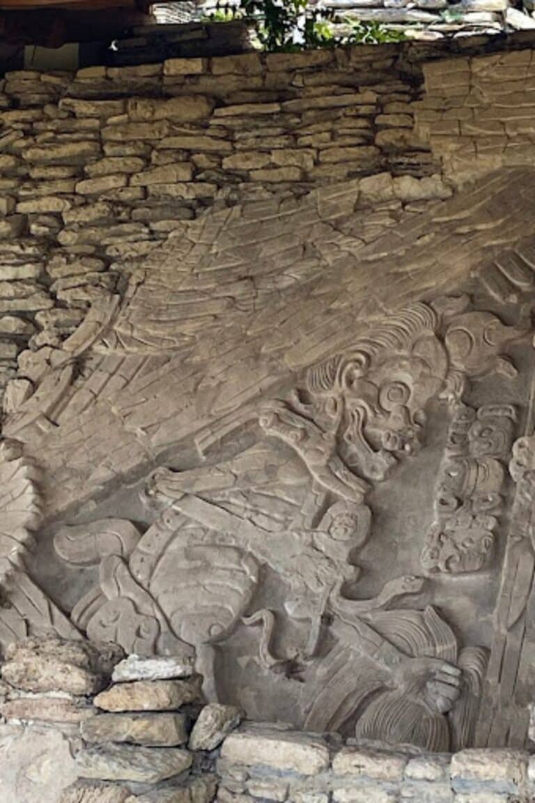 Toniná: La Ciudad Maya de las Altas Acrópolis y las Conquistas Eternas ...