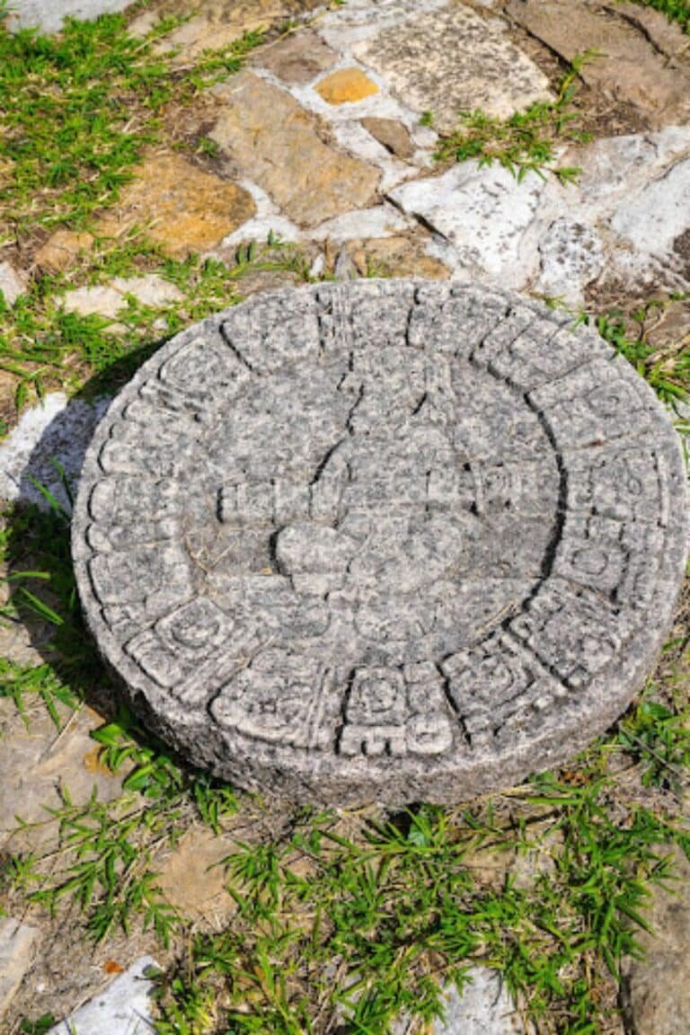 Toniná: La Ciudad Maya de las Altas Acrópolis y las Conquistas Eternas ...